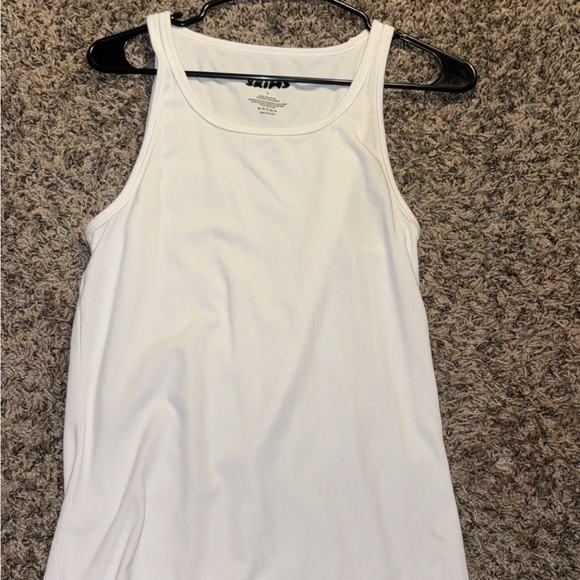SKIMS | Shirts | Skims Classic White Tank Top | Poshmark